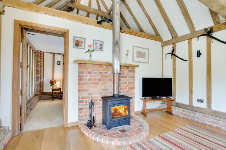Wagon Lodge at Forstal Farm | Wagon Lodge at Forstal Farm in Tenterden