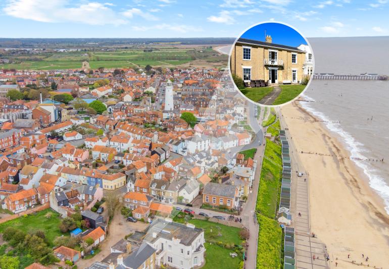 3 Centre Cliff | 3 Centre Cliff in Southwold