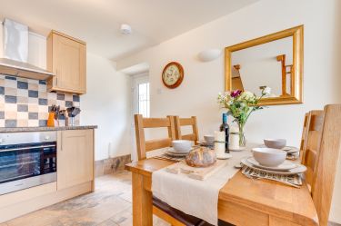 Dog-friendly cottages in Gower | Wales Cottage Holidays