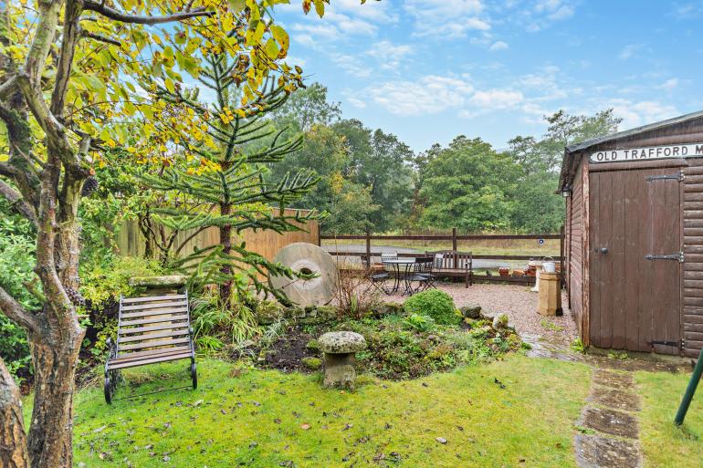 Lea Brook Cottage | Lea Brook Cottage in Lea Bridge