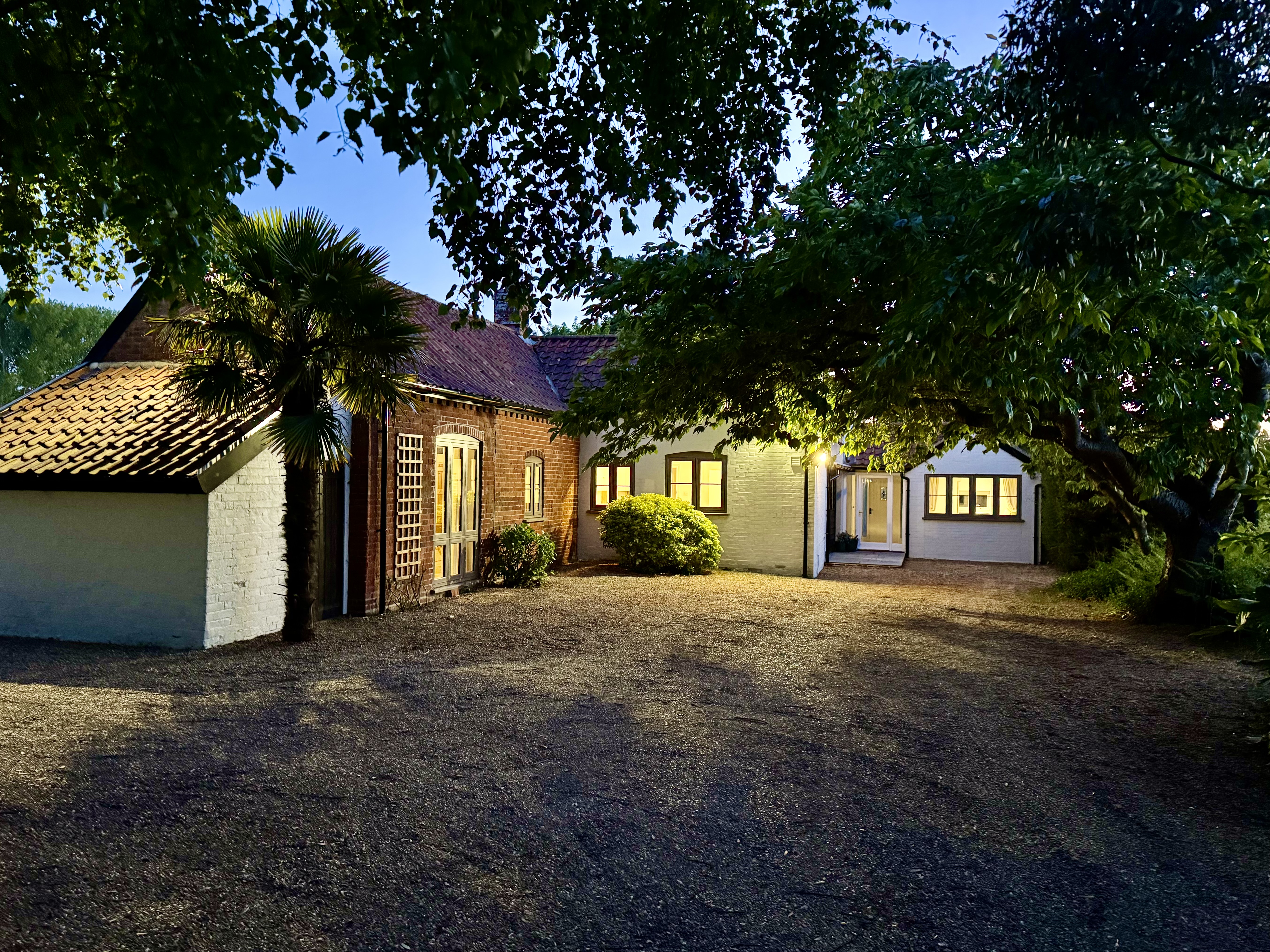 Wild Meadow Cottage | Wild Meadow Cottage in Norwich, Norfolk