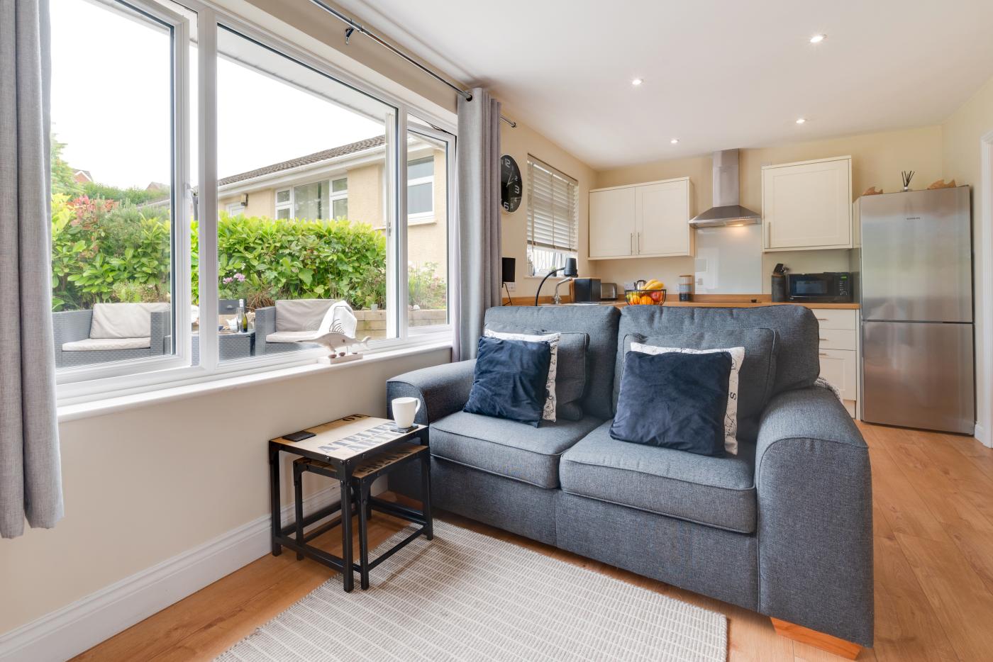 2 Bedroom House in Mumbles - Dog Friendly Holiday Cottage in Mumbles ...