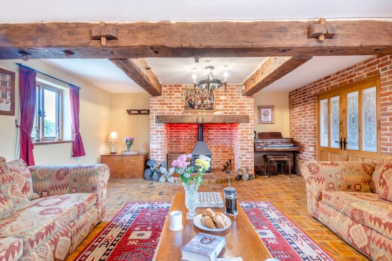 Elms Barn | Elms Barn in Wangford