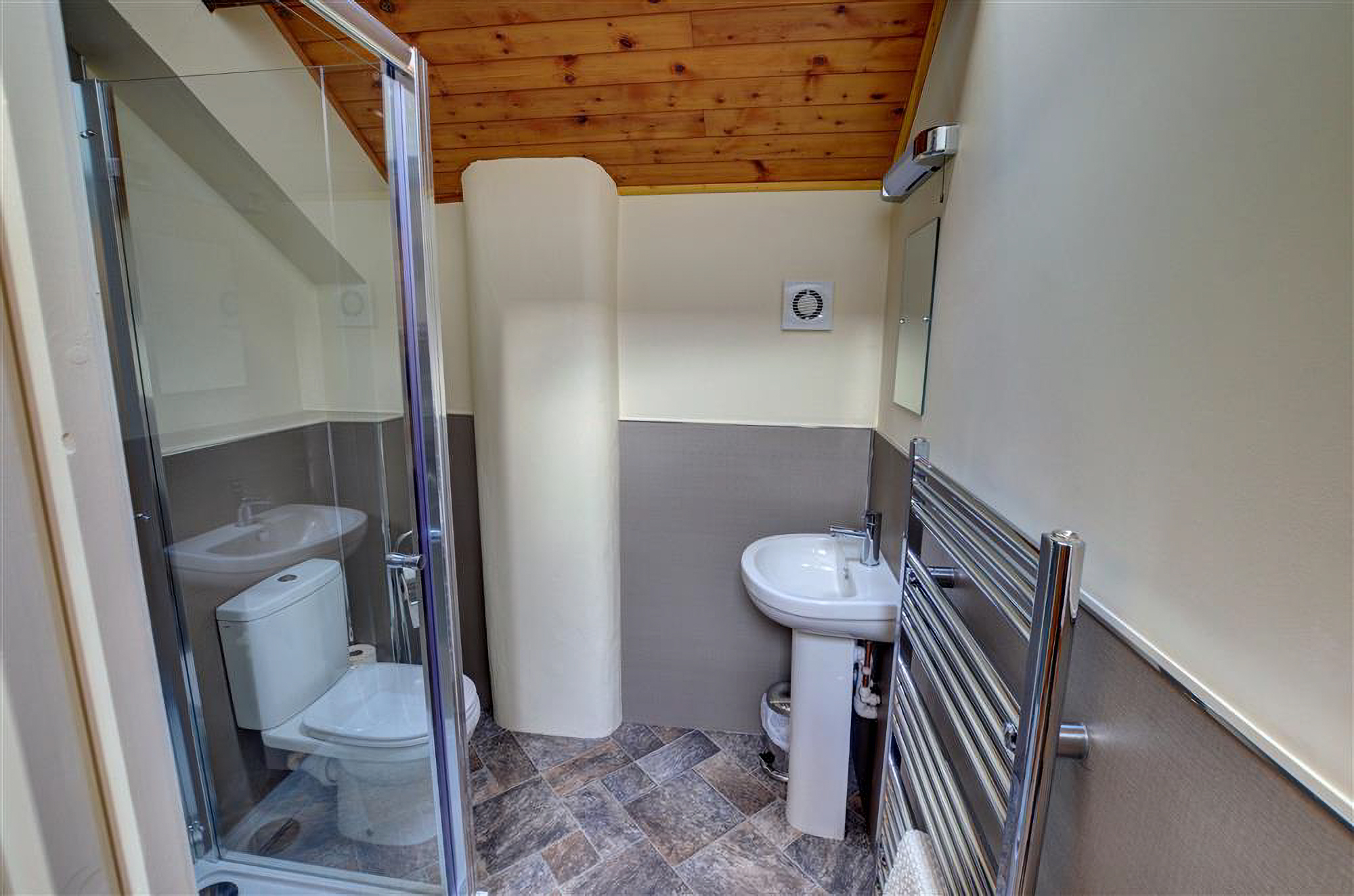 Y Stabl | Y Stabl in Llandinam, near Llanidloes, Mid Wales