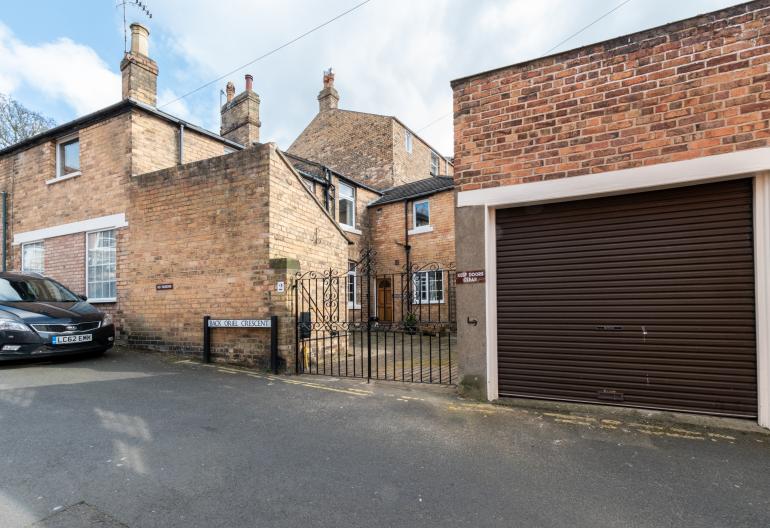 Mews Cottage | Mews Cottage in Scarborough
