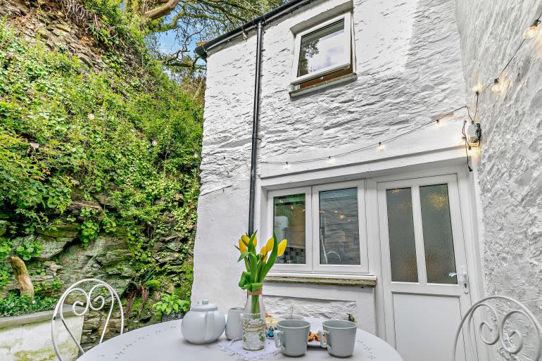 2 Rock Cottages | 2 Rock Cottages in Little Petherick