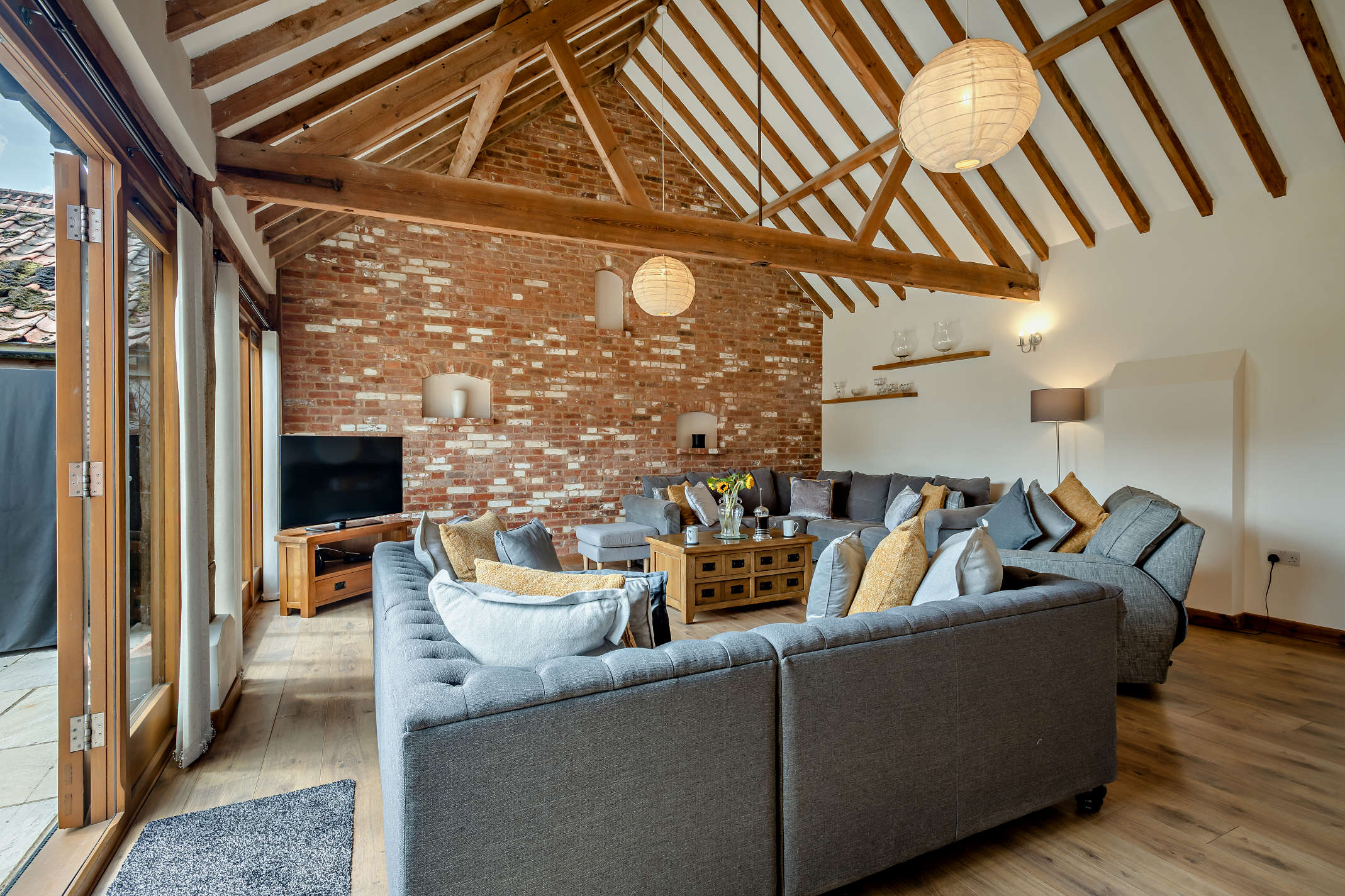 Barley Barn | Barley Barn in Barnham Broom, near Wymondham, Norfolk