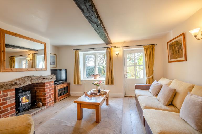 Watts Cottage | Watts Cottage in Upton