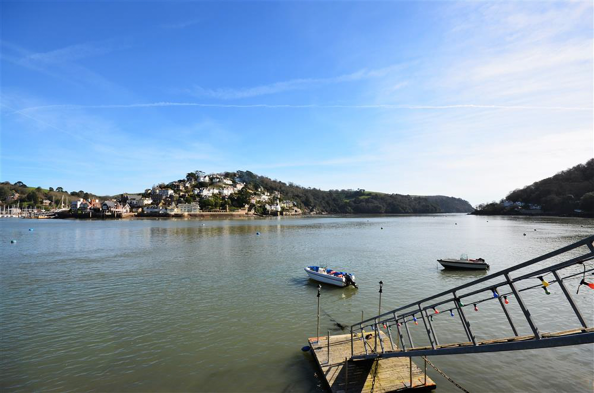 1 Bight Boatyard | 1 Bight Boatyard in Dartmouth, Devon