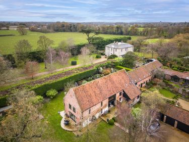Large Suffolk cottages - Suffolk Secrets