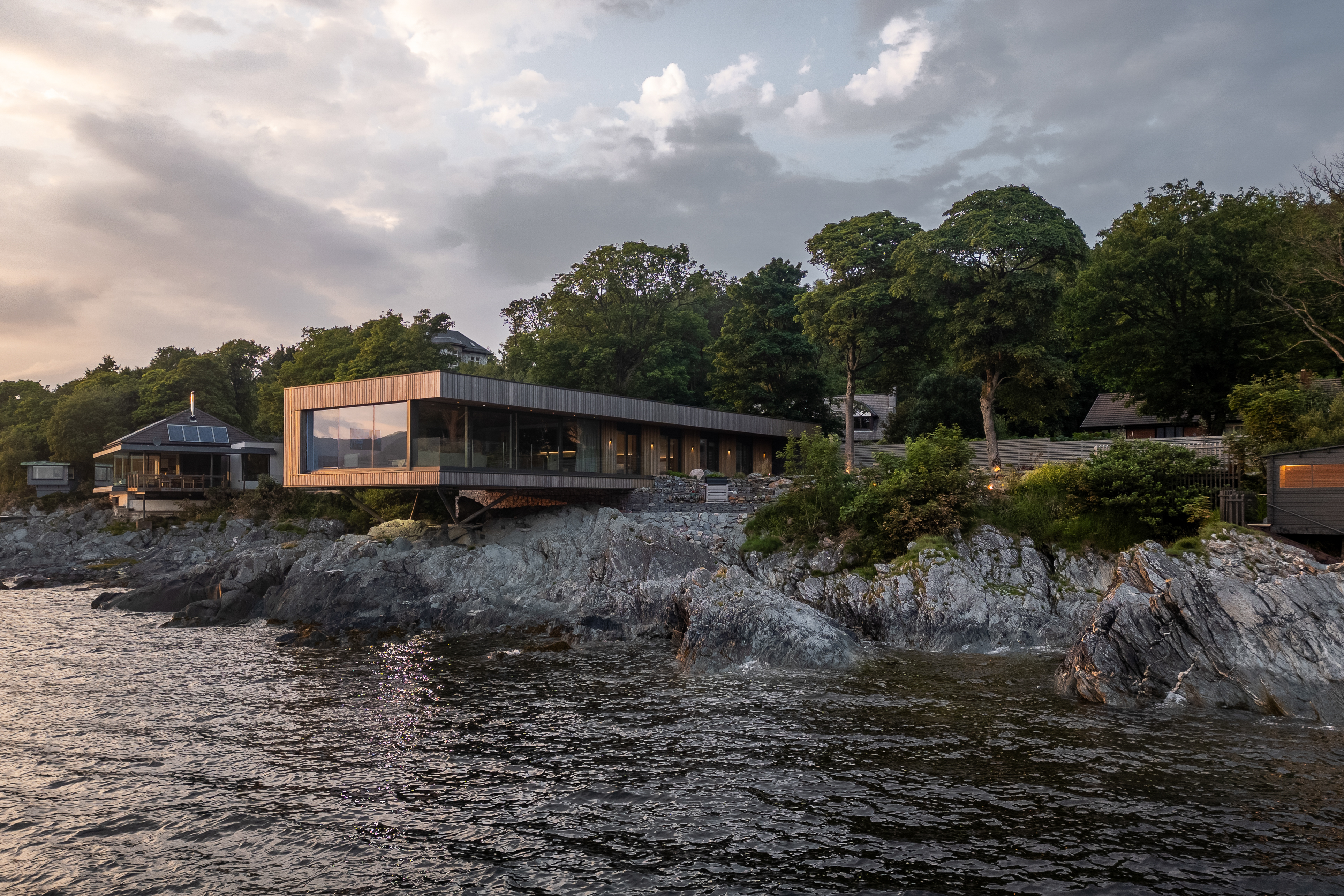 Rock Cove | Rock Cove in Cove, near Helensburgh, Central Scotland