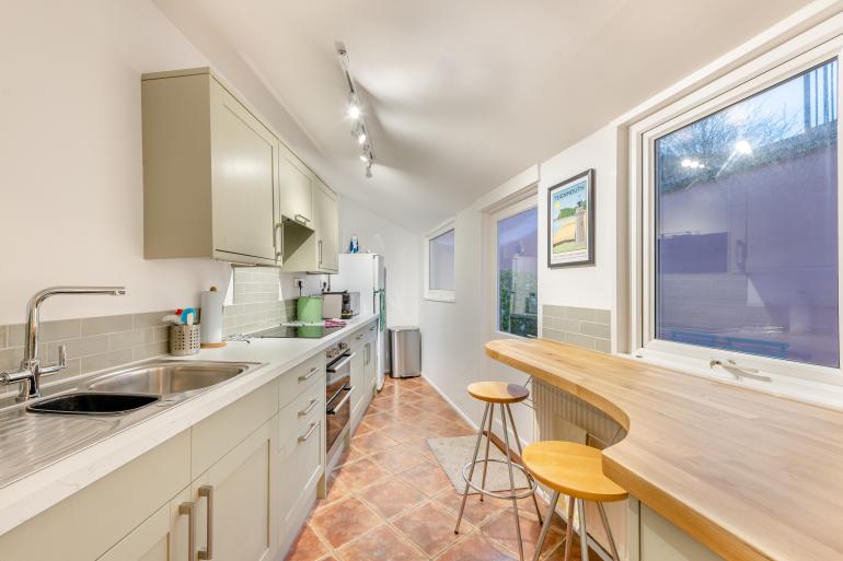 Back Beach Cottage | Back Beach Cottage in Teignmouth