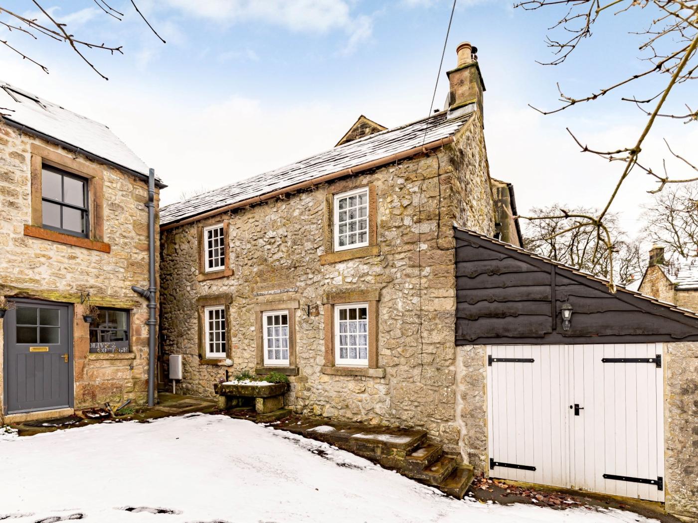 2 Bedroom Cottage in Matlock - Dog Friendly Holiday Cottage in Matlock ...