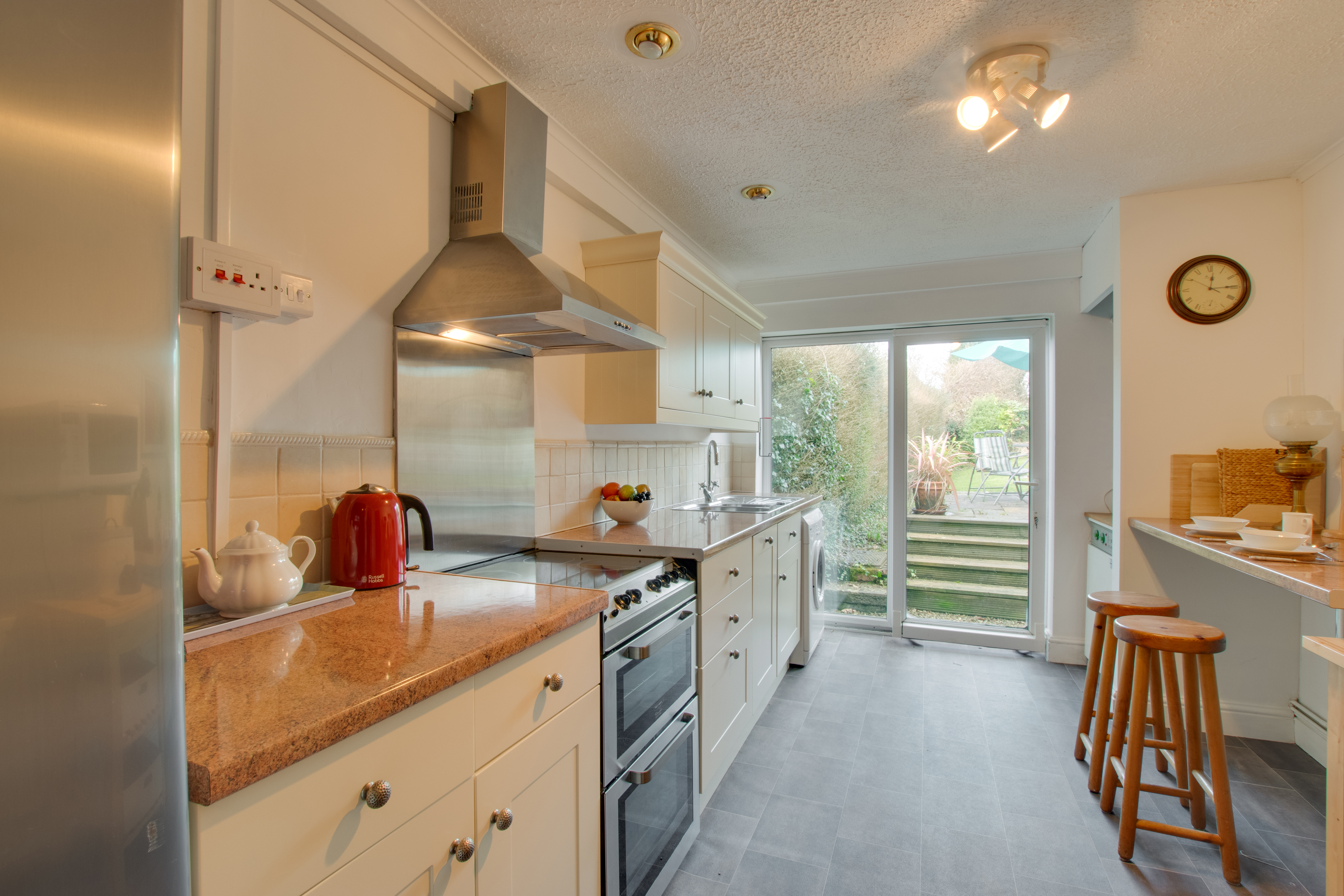 Robin Cottage | Robin Cottage in Reynoldston, South Wales