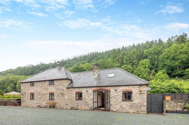 Stabl Y Ddol | Stabl Y Ddol in Llangollen