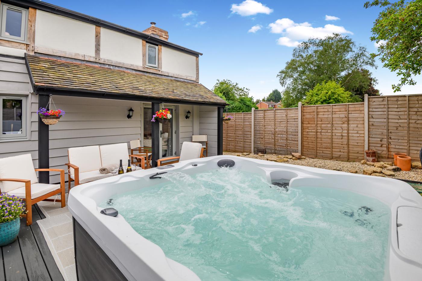 3 Bedroom Cottage in Alfrick - Dog Friendly Holiday Cottage in Alfrick ...