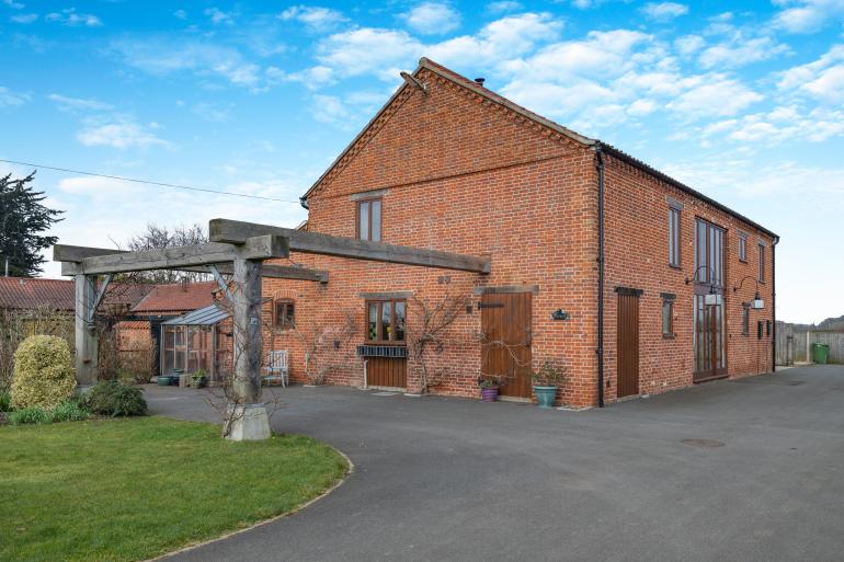 Elms Barn | Elms Barn in Wangford