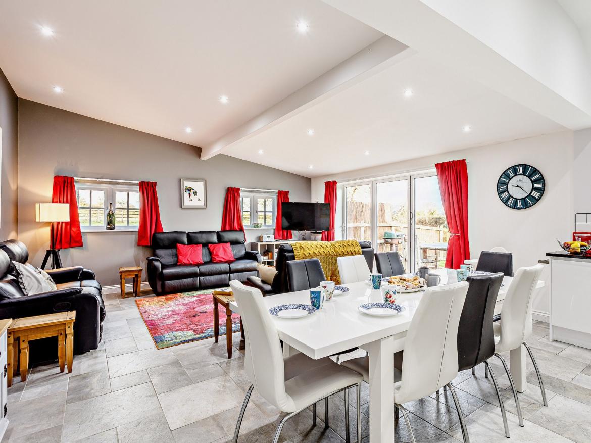 Manor Barn At Manor Farm | Manor Barn At Manor Farm in Theale, near Wedmore