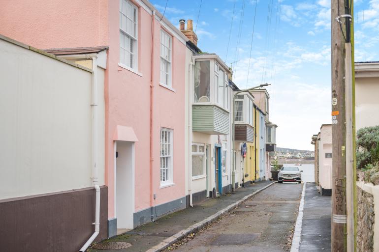 Back Beach Cottage | Back Beach Cottage in Teignmouth