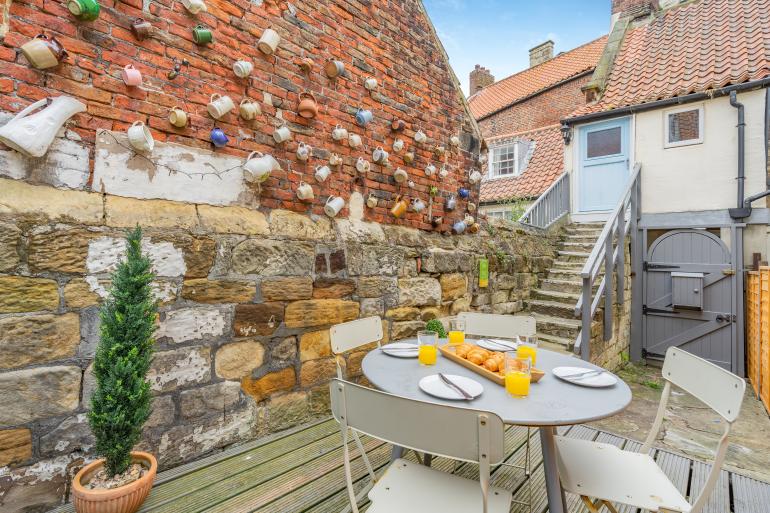 Crooked Cottage | Crooked Cottage in Whitby