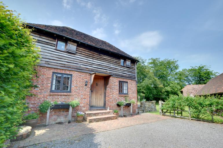 Iden Green Farm Stables | Iden Green Farm Stables in Benenden