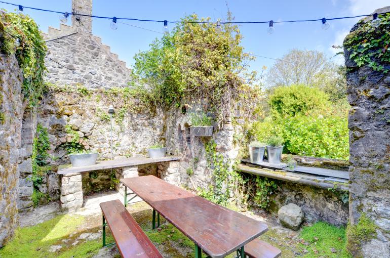 The Coach House | The Coach House in Botwnnog