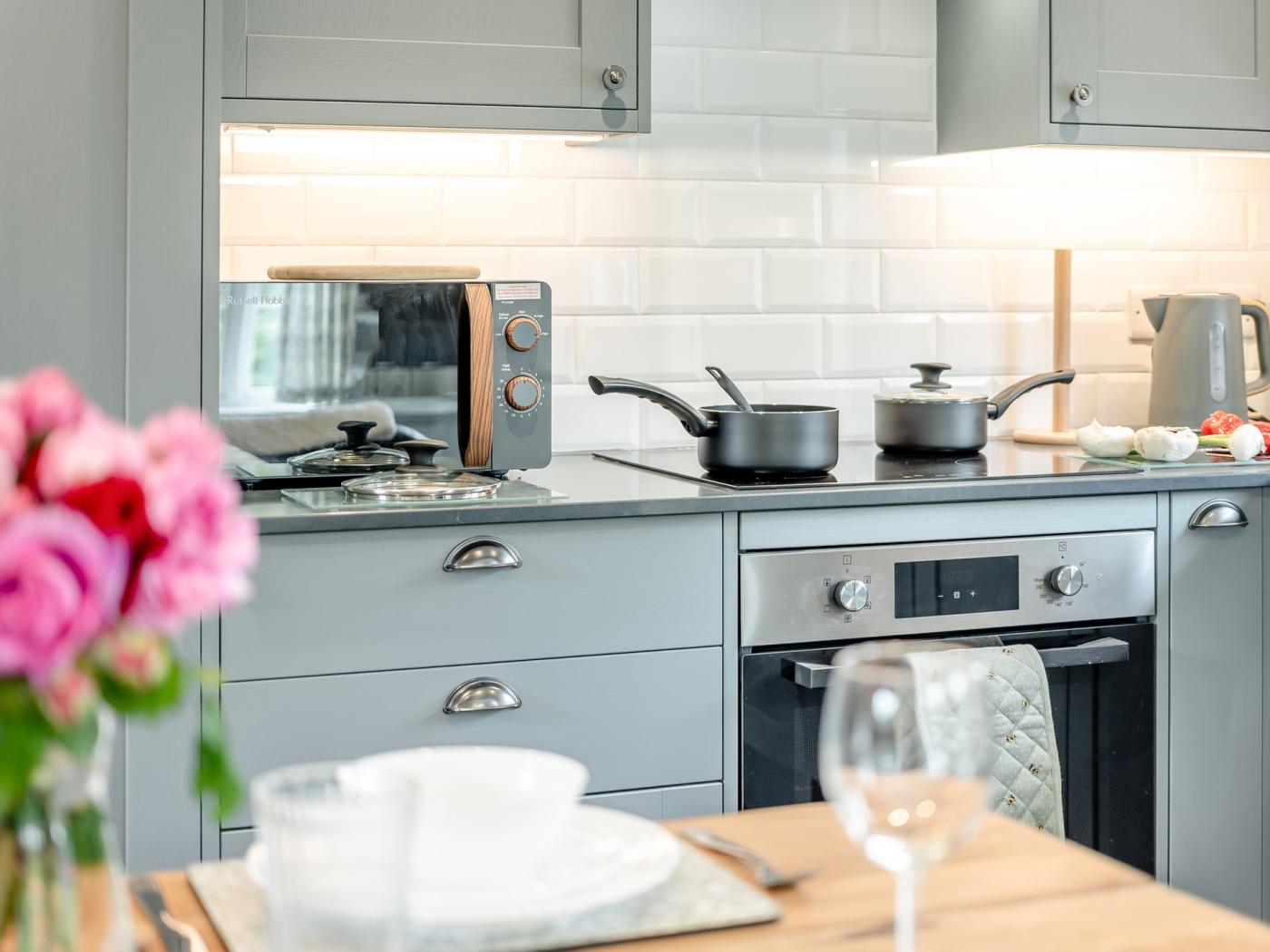 2 Bedroom Cottage in Fordingbridge - Dog Friendly Holiday Cottage in ...