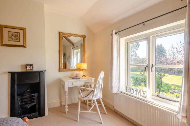 Watts Cottage | Watts Cottage in Upton