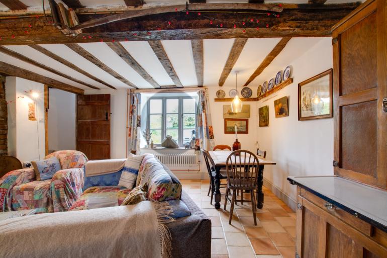 Grove Corner Cottage | Grove Corner Cottage in Roughton