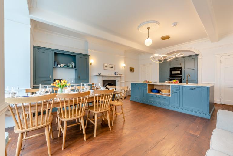 Belle Vue House | Belle Vue House in Tenby