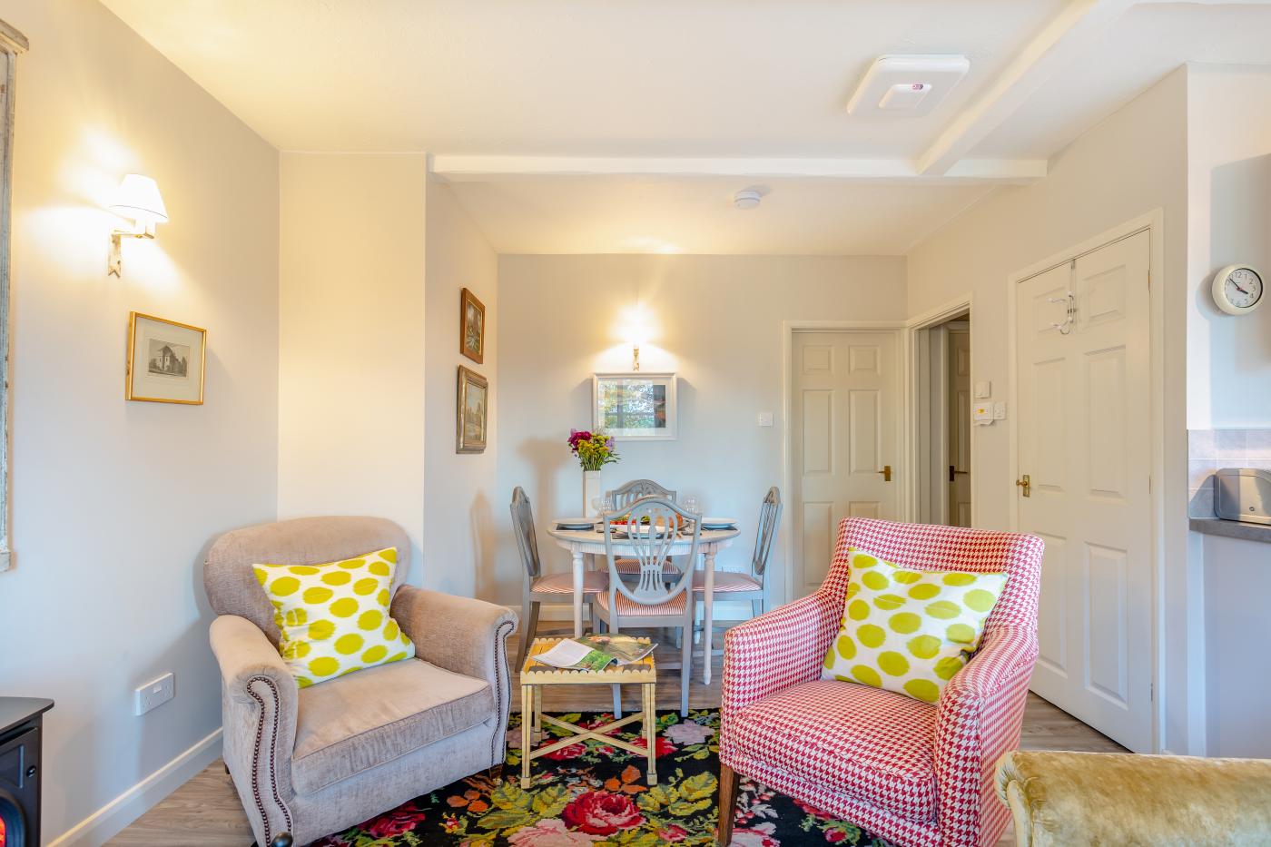 2 Bedroom Cottage in North Tamerton - Dog Friendly Holiday Cottage in ...