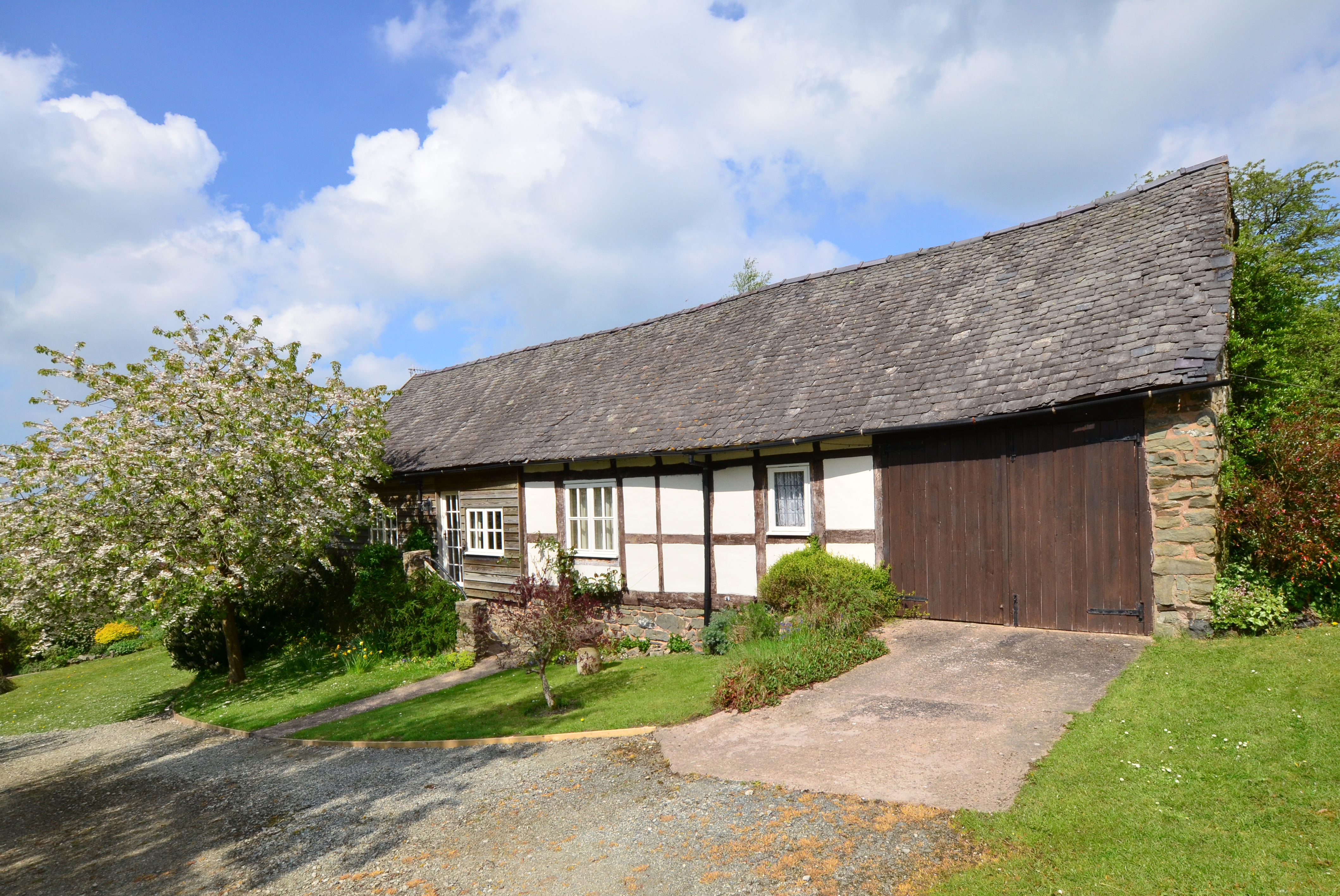 Cwmdulla Barn | Cwmdulla Barn in Old Church Stoke, near Montgomery, Mid ...
