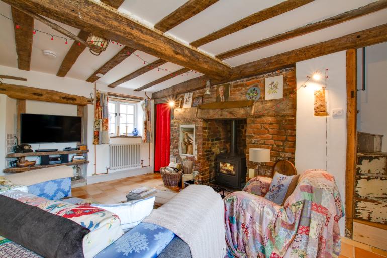 Grove Corner Cottage | Grove Corner Cottage in Roughton