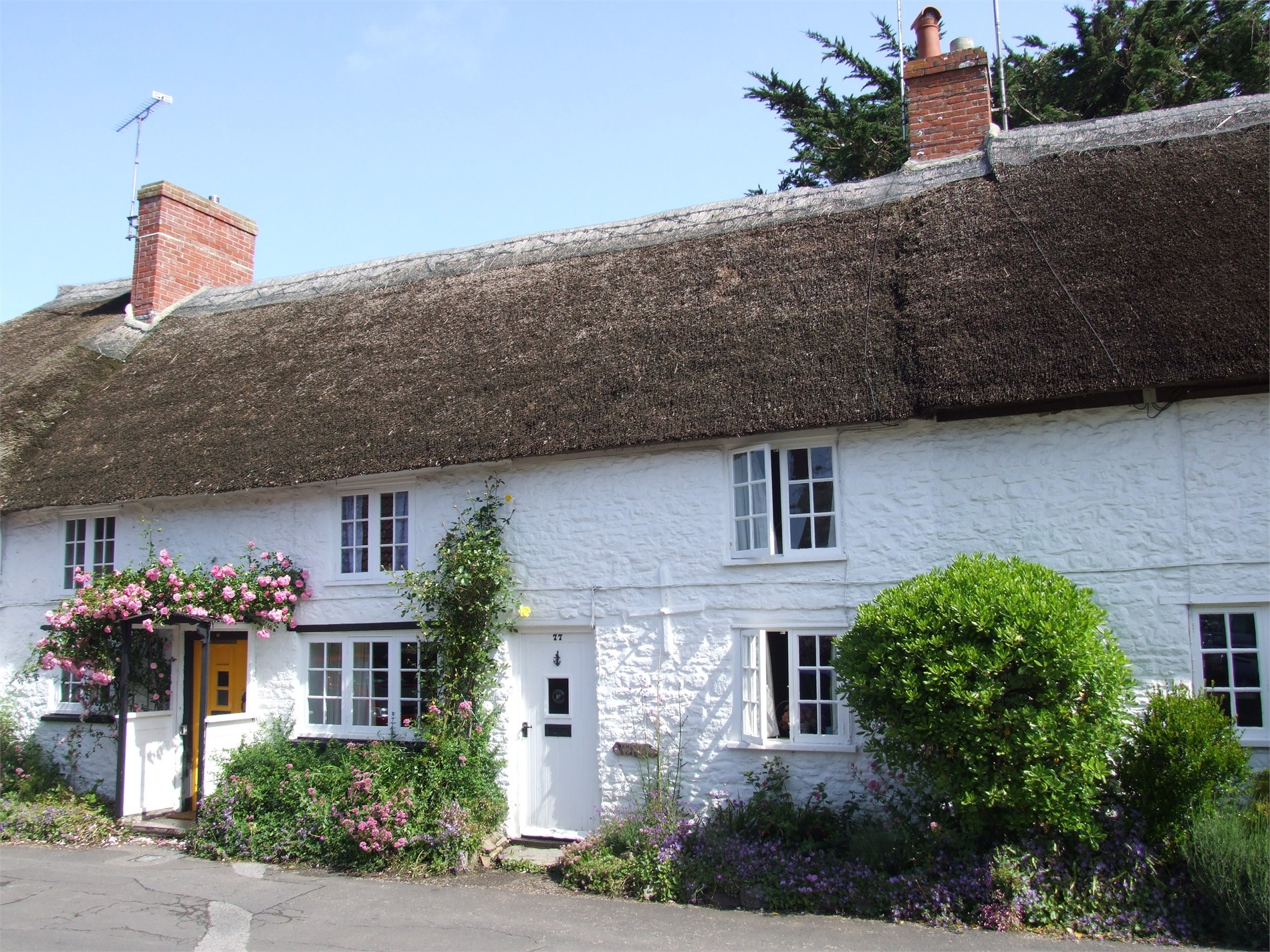 Benjy's Cottage | Benjy's Cottage in Burton Bradstock, near Bridport ...