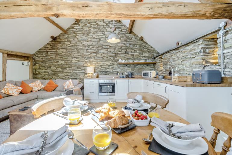 Penrheol Farm Barn | Penrheol Farm Barn in Builth Wells