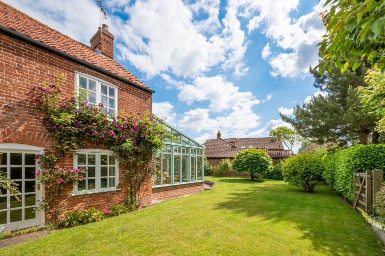 Watts Cottage | Watts Cottage in Upton