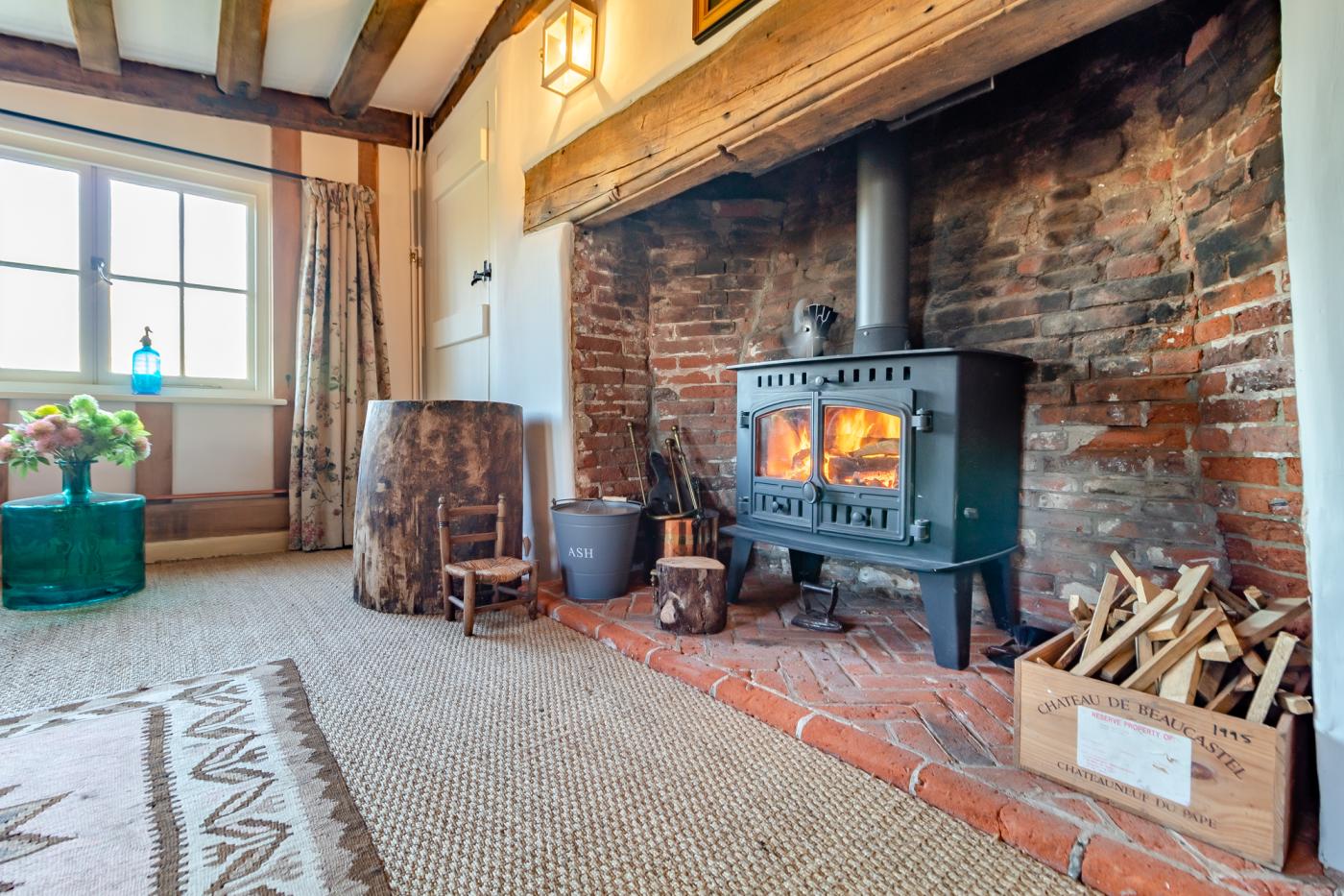 3 Bedroom Cottage in Monk Soham - Dog Friendly Holiday Cottage in Monk ...