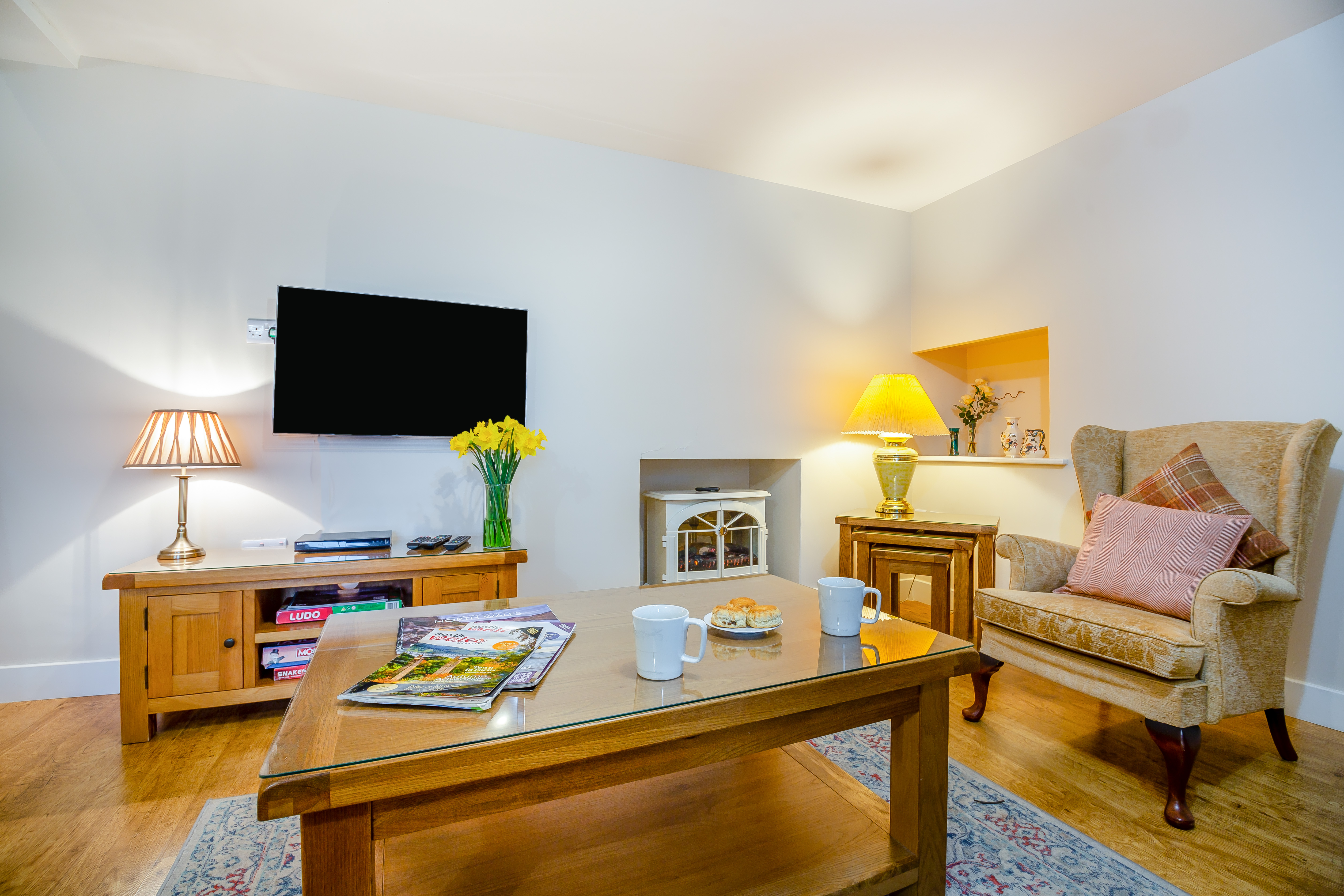 Fferm Cwt Drecs | Fferm Cwt Drecs in Llanfwrog, North Wales