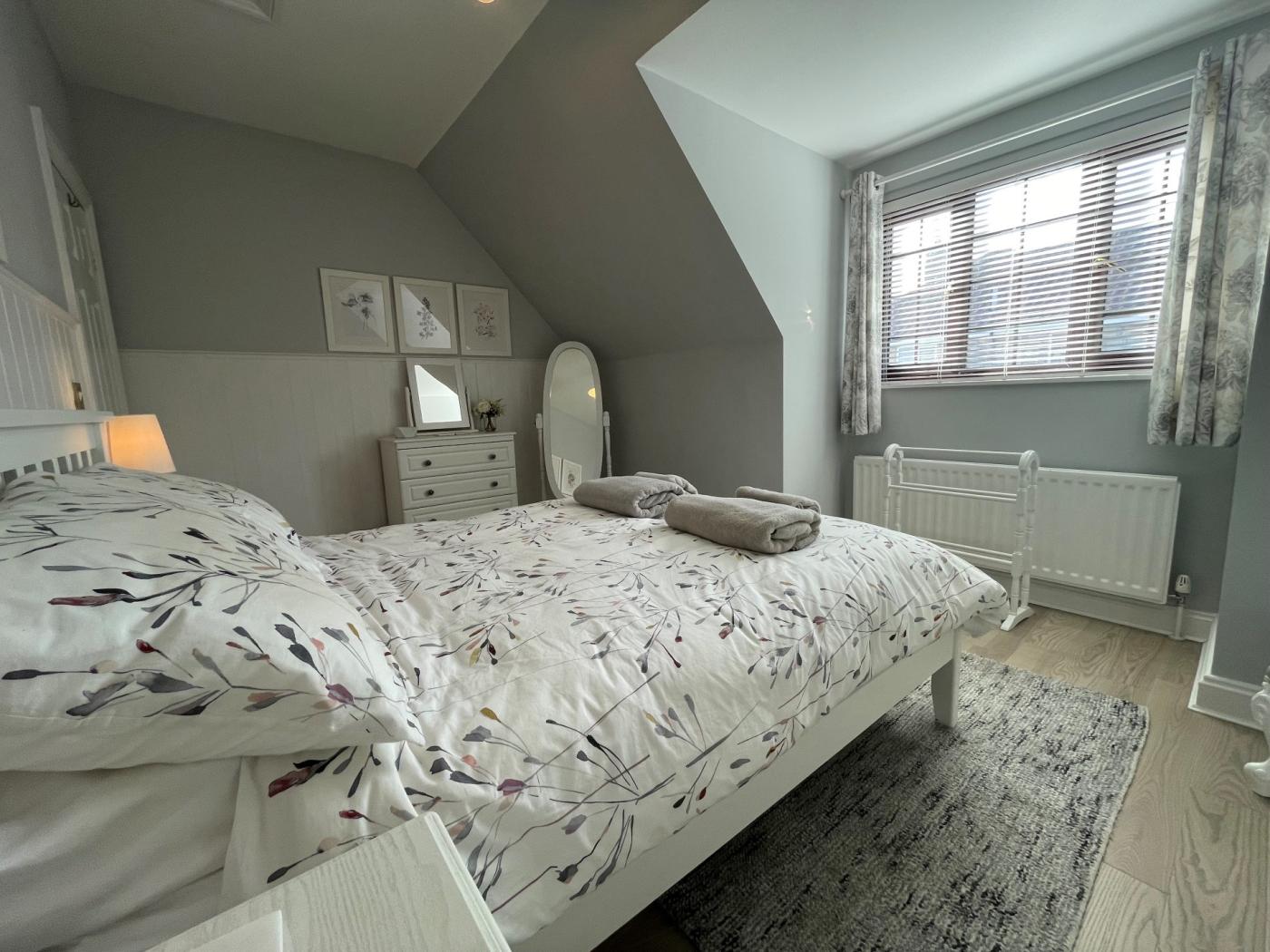 2 Bedroom House in Seahouses, Seahouses - Dog Friendly Holiday Cottage ...