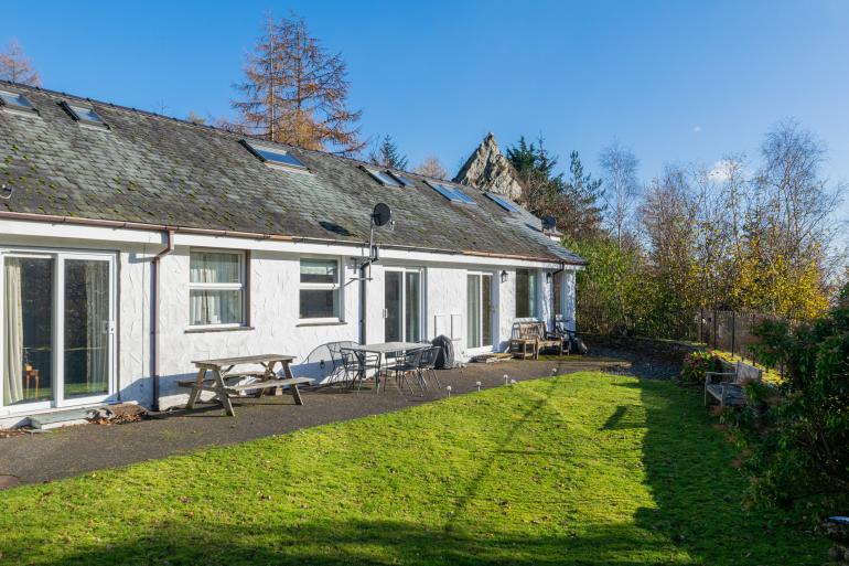 Toffee Cottage | Toffee Cottage in Chapel Stile